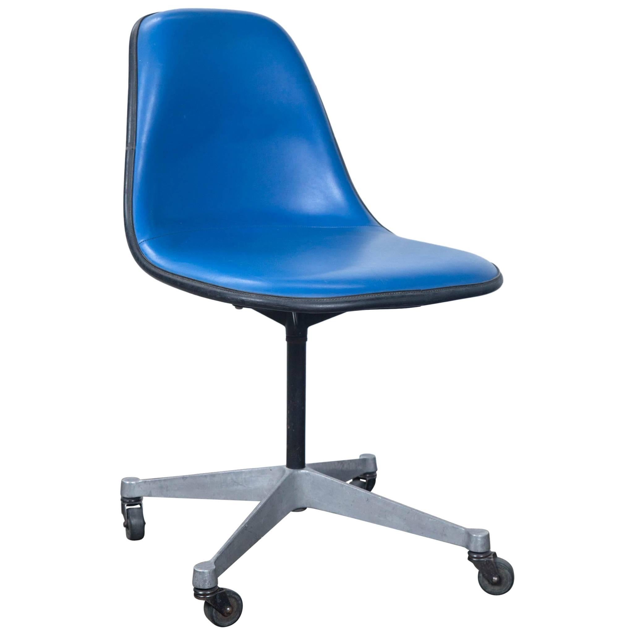 Herman Miller Blue Desk Chair at 1stDibs