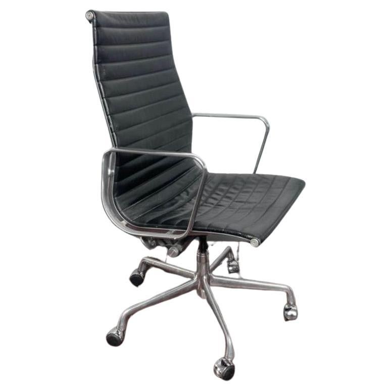 Charles and Ray Eames - Designer Biography and Price History on 1stDibs ...