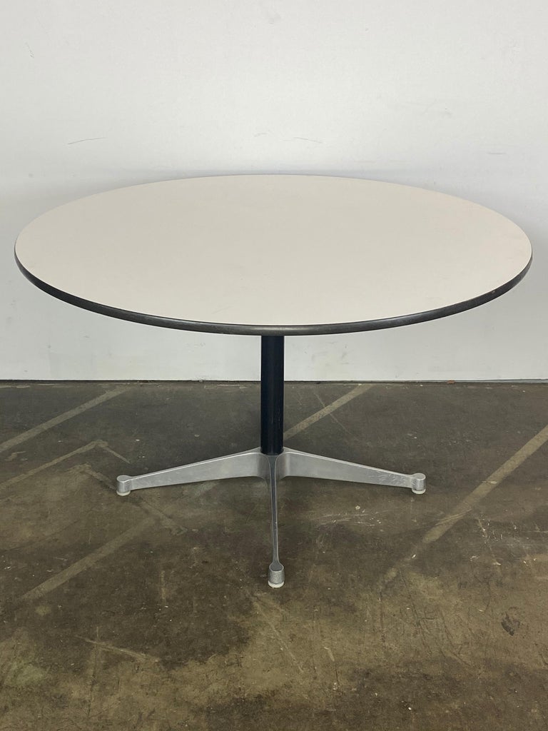 Herman Miller Eames Dining Set For Sale at 1stDibs