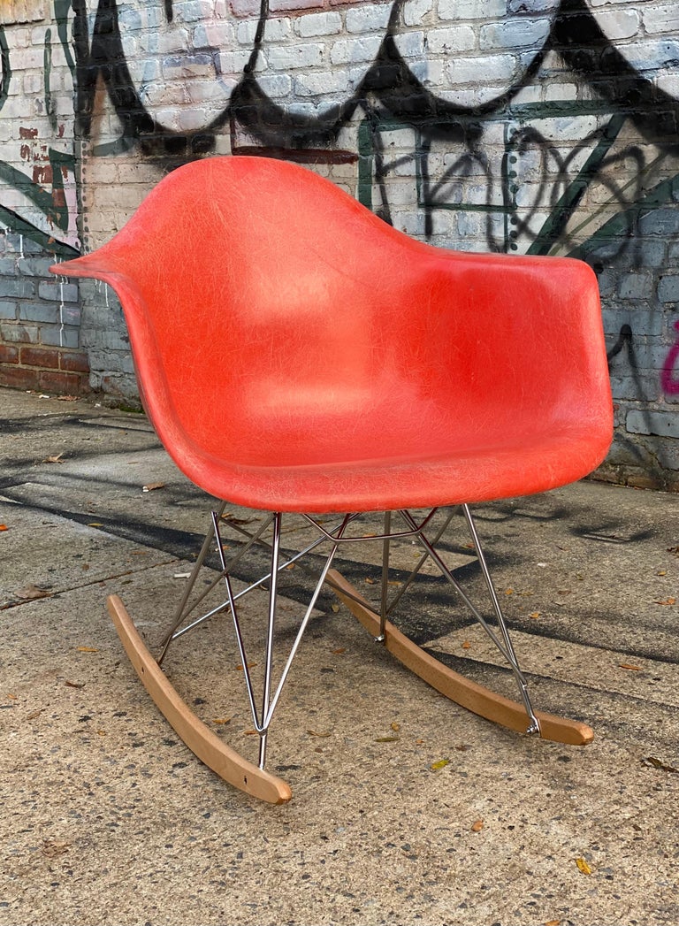 Herman Miller Eames RAR Rocking Chair For Sale at 1stDibs