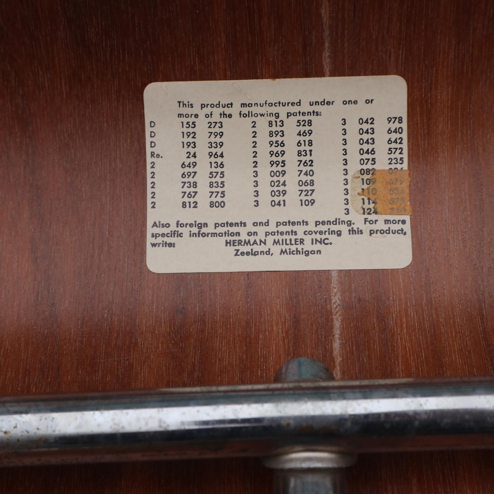 Herman Miller Eames LCM Lounge Chair in Walnut For Sale at 1stDibs ...