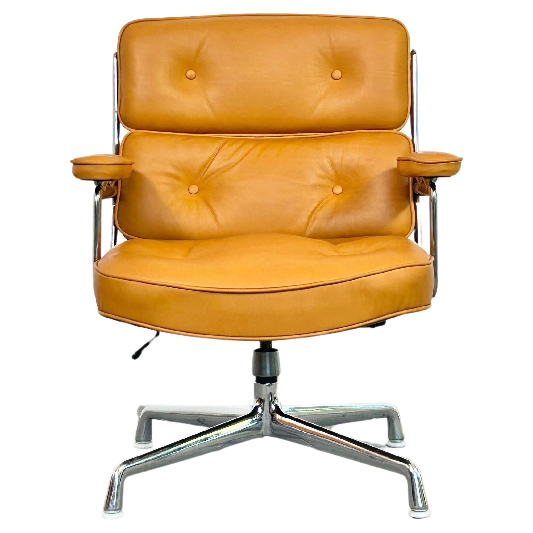 Eames Arm Chairs at 1stDibs