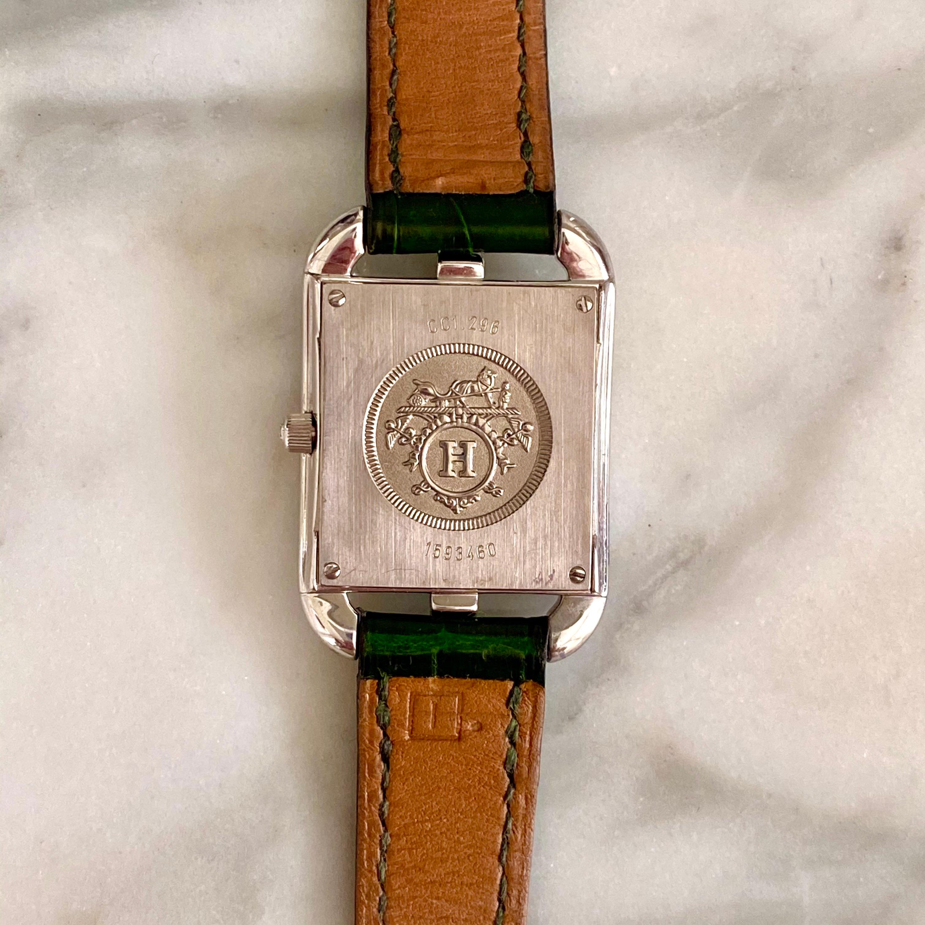 Hermès 18 Karat White Gold Quartz Watch with Emerald and Diamond ...