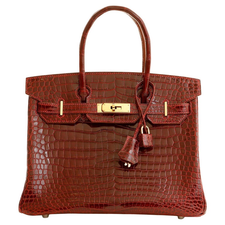 Hermès 30 cm Bordeaux Crocodile Birkin with Gold Hardware For Sale at ...