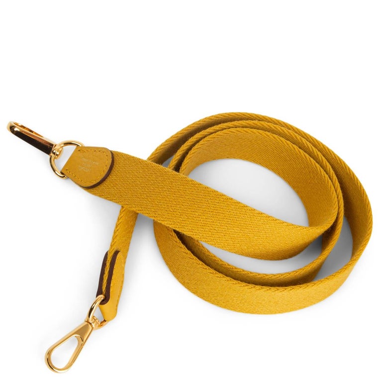 HERMES Ambre yellow Clemence leather EVELYNE 16 TPM Crossbody Bag at ...