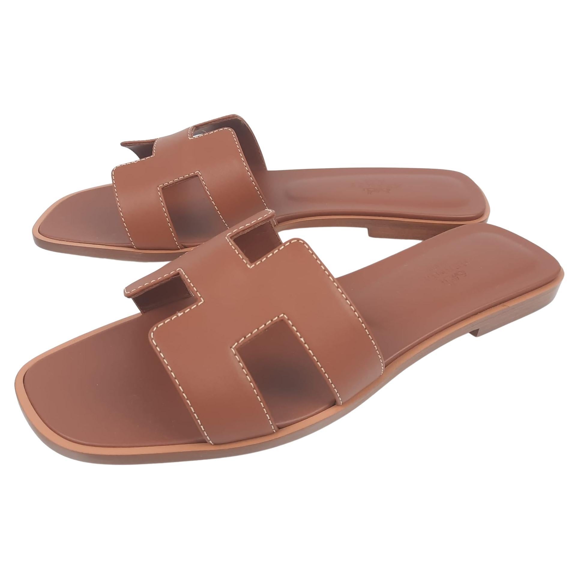 Hermes Gold Oran sandal Size 37 For Sale at 1stDibs | hermes oran ...