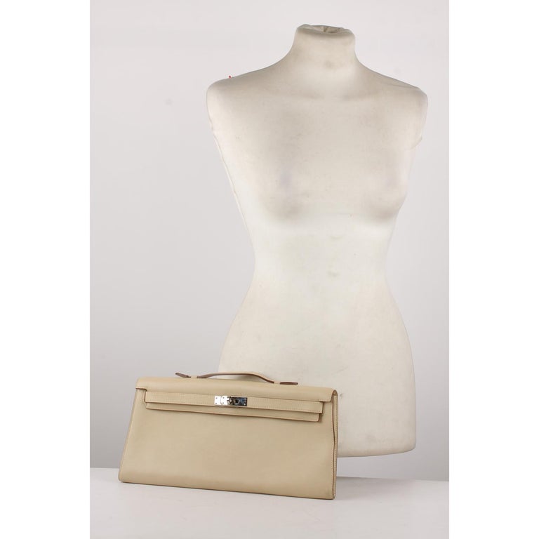 Hermes Beige Leather Kelly Cut Clutch Bag Pochette For Sale at 1stDibs