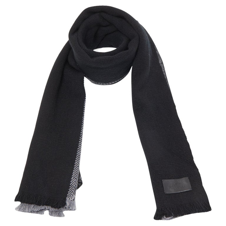 Hermes Black Colorblock Chevron Cashmere Muffler For Sale at 1stDibs