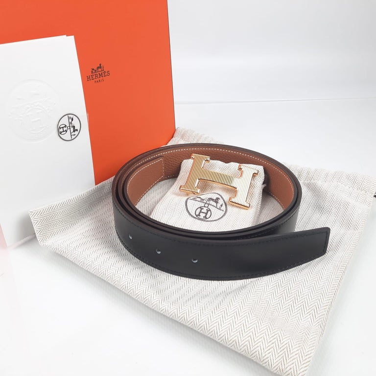 Hermes Black/Gold H Striee belt buckle and Reversible leather strap 32 mm Size 120 For Sale at ...