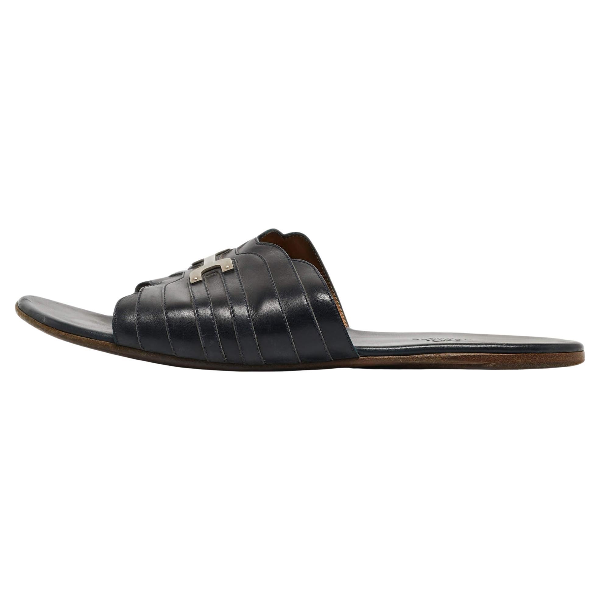 Hermes Black Leather Flat Slides Size 43.5 For Sale at 1stDibs