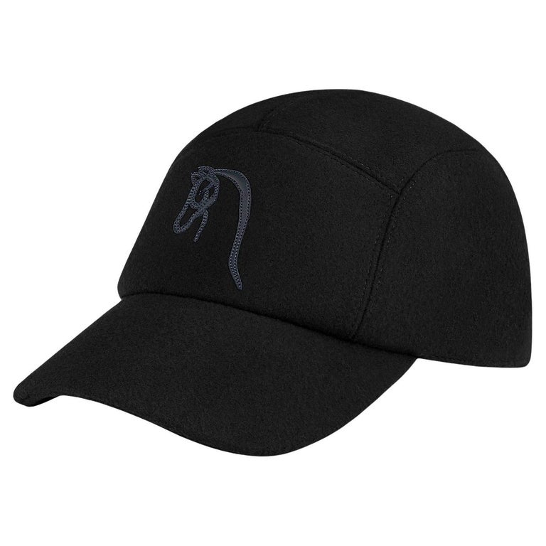 Hermès Black Wool Nevada Cheval Au Trait Cap For Sale at 1stDibs