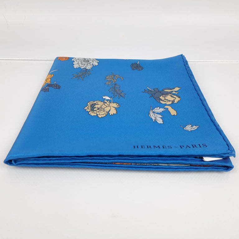 Hermes Bleu Azur / Ocre / Roux Robe Legere scarf 90 For Sale at 1stDibs