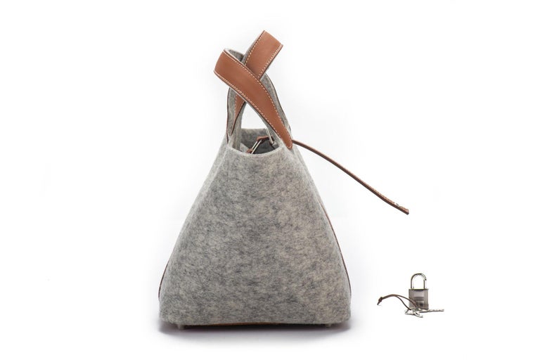 Hermès BNIb Picotin 18 Feutre Gris Gold For Sale at 1stDibs