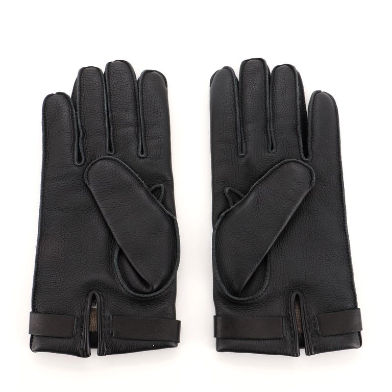 Hermes Buckle Gloves Leather Black For Sale at 1stDibs