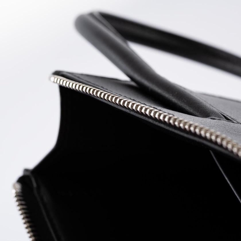 Hermès Cadena Lock Bag Black Tadelakt Leather For Sale at 1stDibs ...