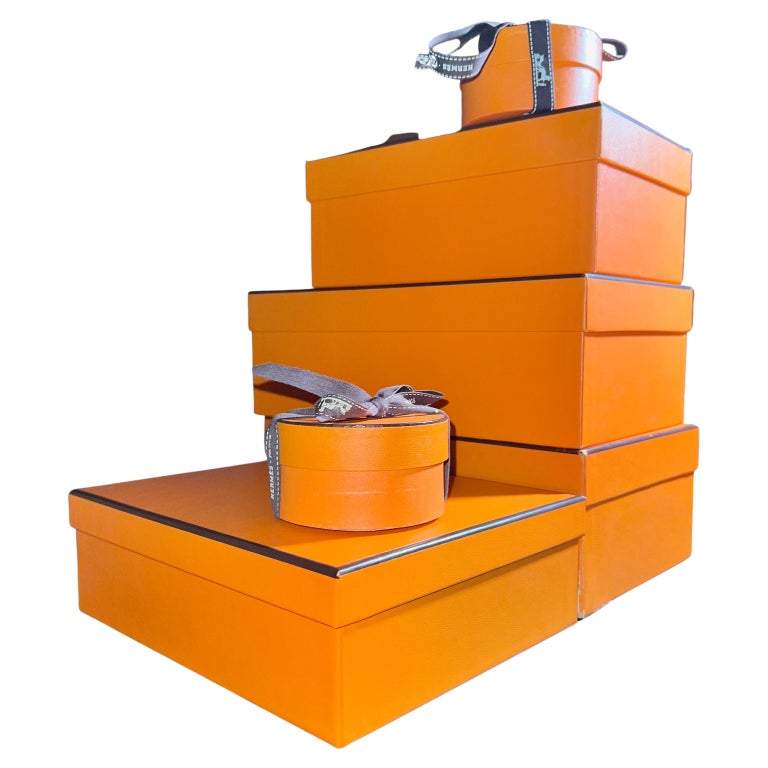 Hermès Classic Orange Box Set of 7, Square and Round, Hermès Ribbons ...