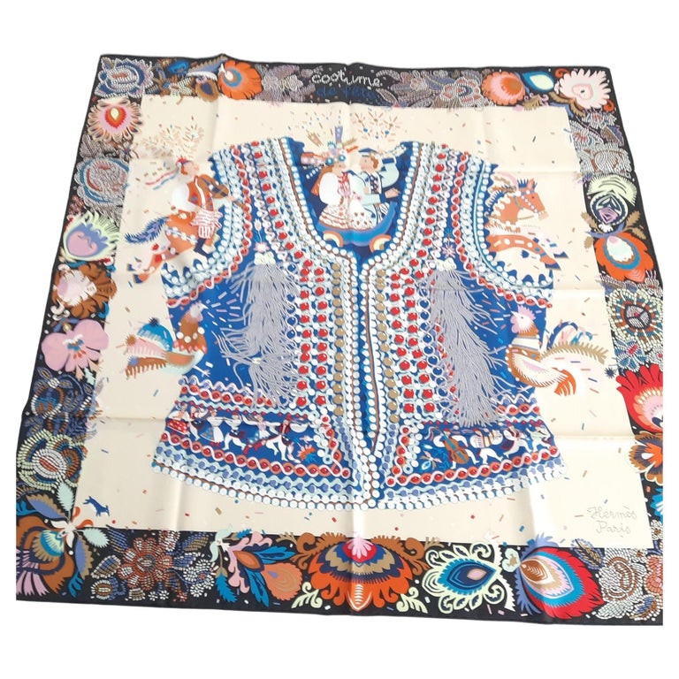 Hermes Costume de Fete scarf 90 Noir / Crème / Bleu Silk For Sale at ...