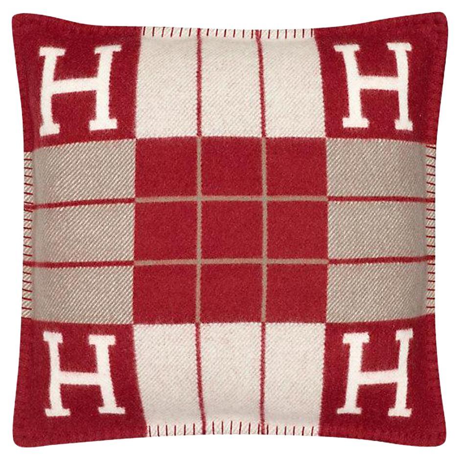 Plaid Avalon en laine mérinos et cachemire Hermes Écru/Camel sur 1stDibs