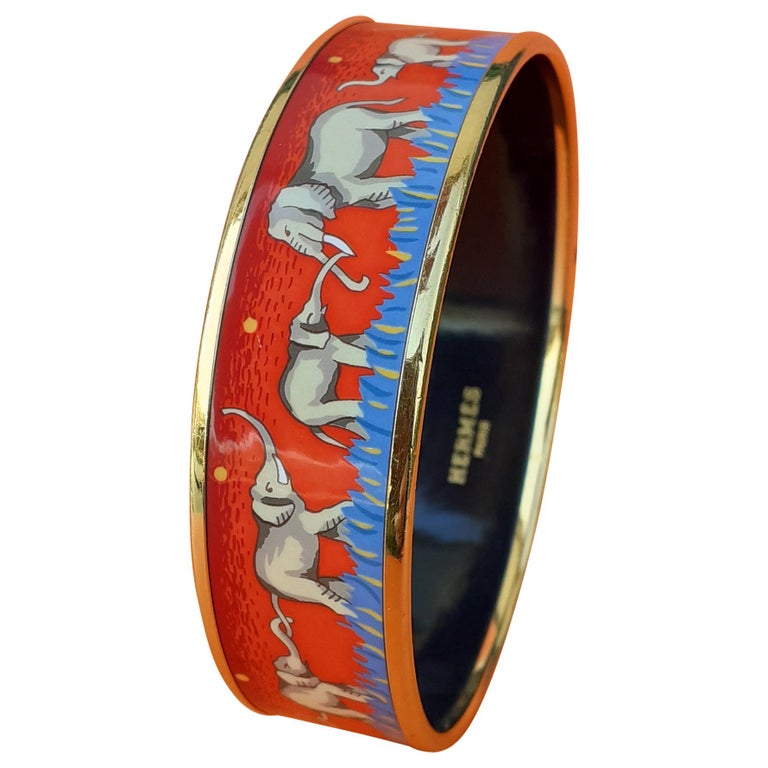 Hermès Enamel Printed Bracelet Elephants Grazing Red Ghw Large Size GM ...