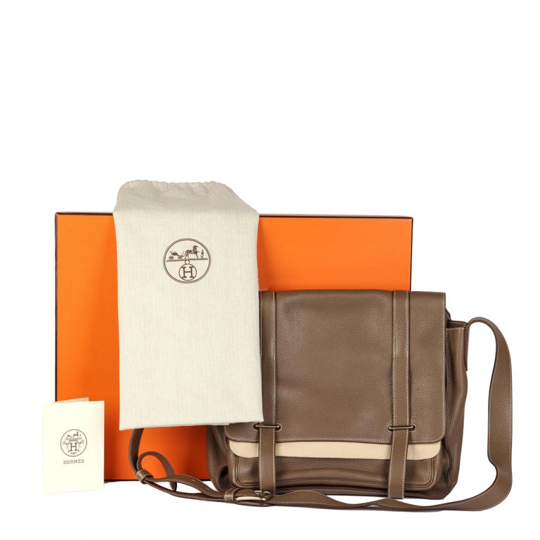 Hermès Etoupe Clemence Leather Steve 35 For Sale at 1stDibs