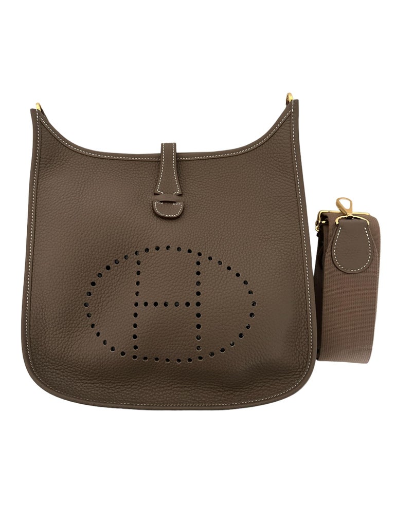 Hermes Evelyne III PM 29cm Etoupe Bag Taurillon Clemence GOLD Hardware For Sale at 1stDibs
