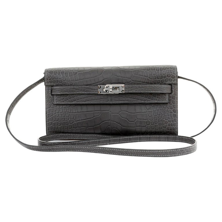 Hermès Graphite Alligator Kelly To Go Wallet 2022 For Sale at 1stDibs
