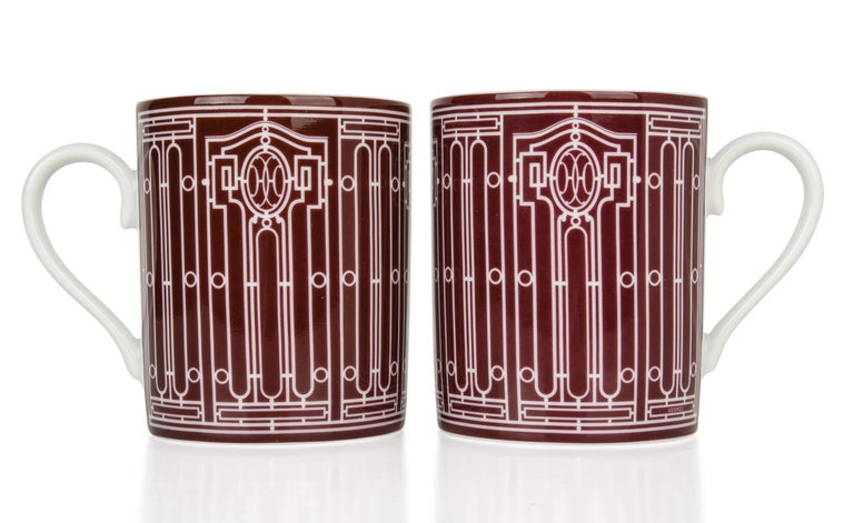 Hermes H Deco Mugs Rouge with White Set of Two For Sale at 1stDibs