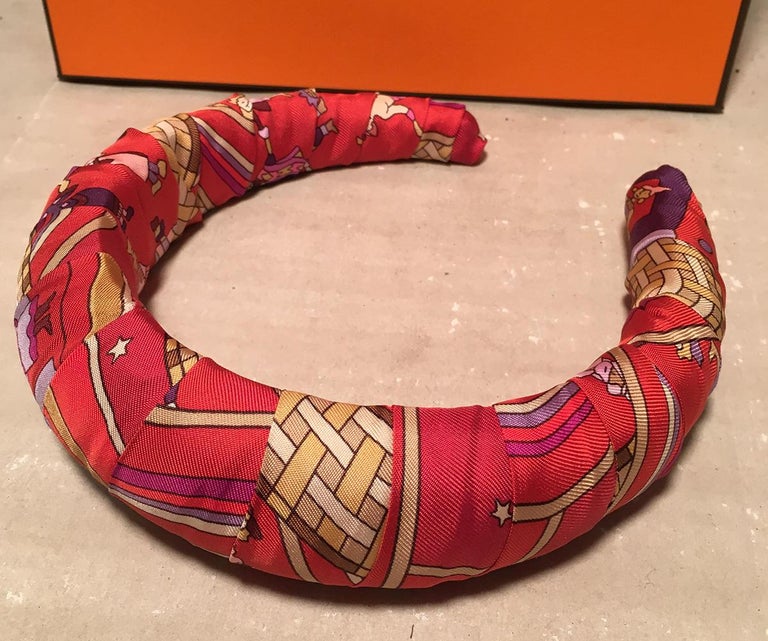 Hermes Handmade Vintage Donner La Main Silk Scarf Wrapped Padded ...