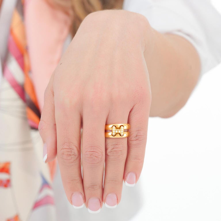 Hermès Hercules Diamond-Set Gold Ring For Sale at 1stDibs