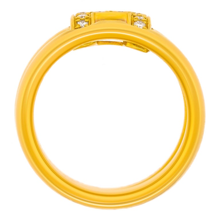 Hermès Hercules Diamond-Set Gold Ring For Sale at 1stDibs