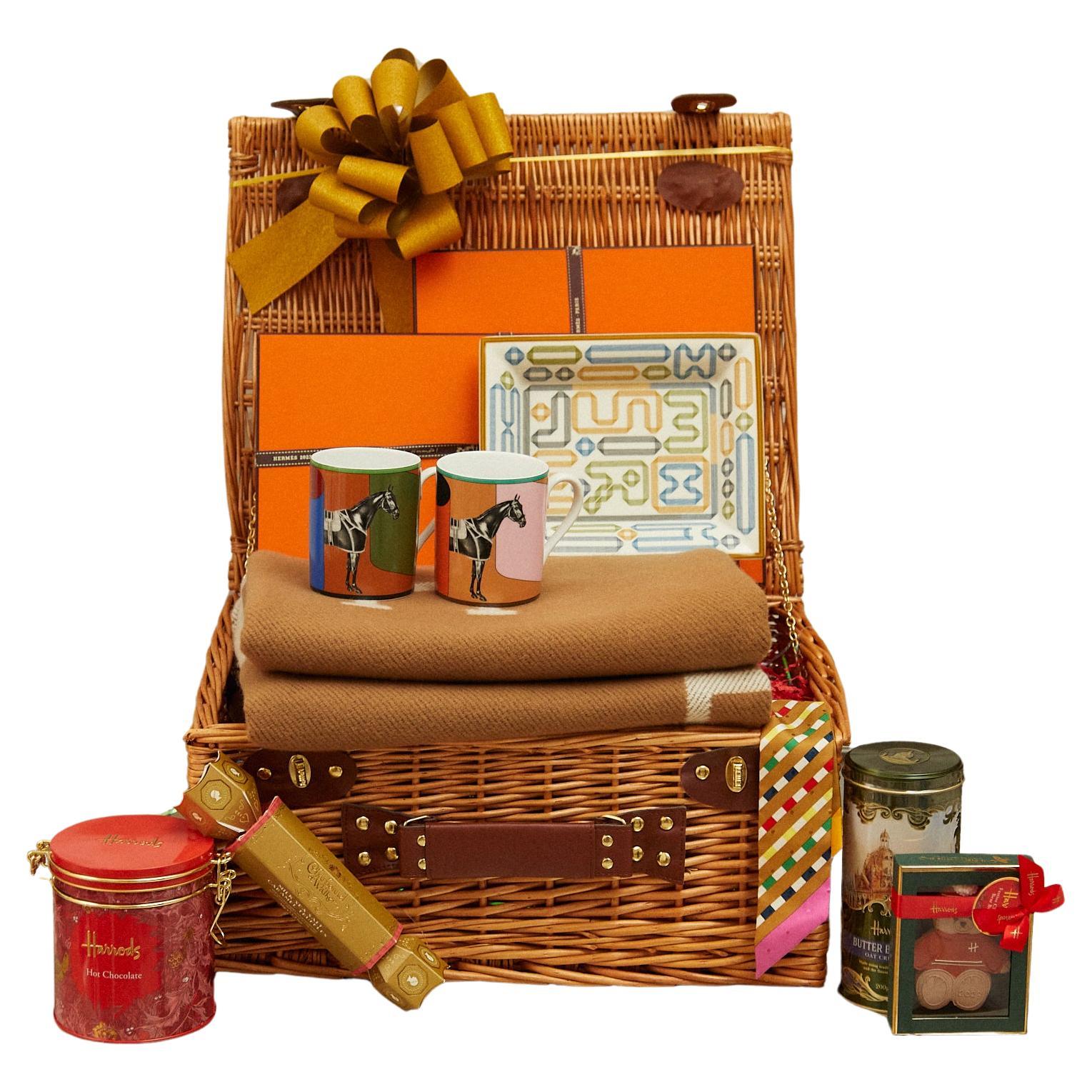 HERMÈS Holiday Hamper (11) For Sale at 1stDibs