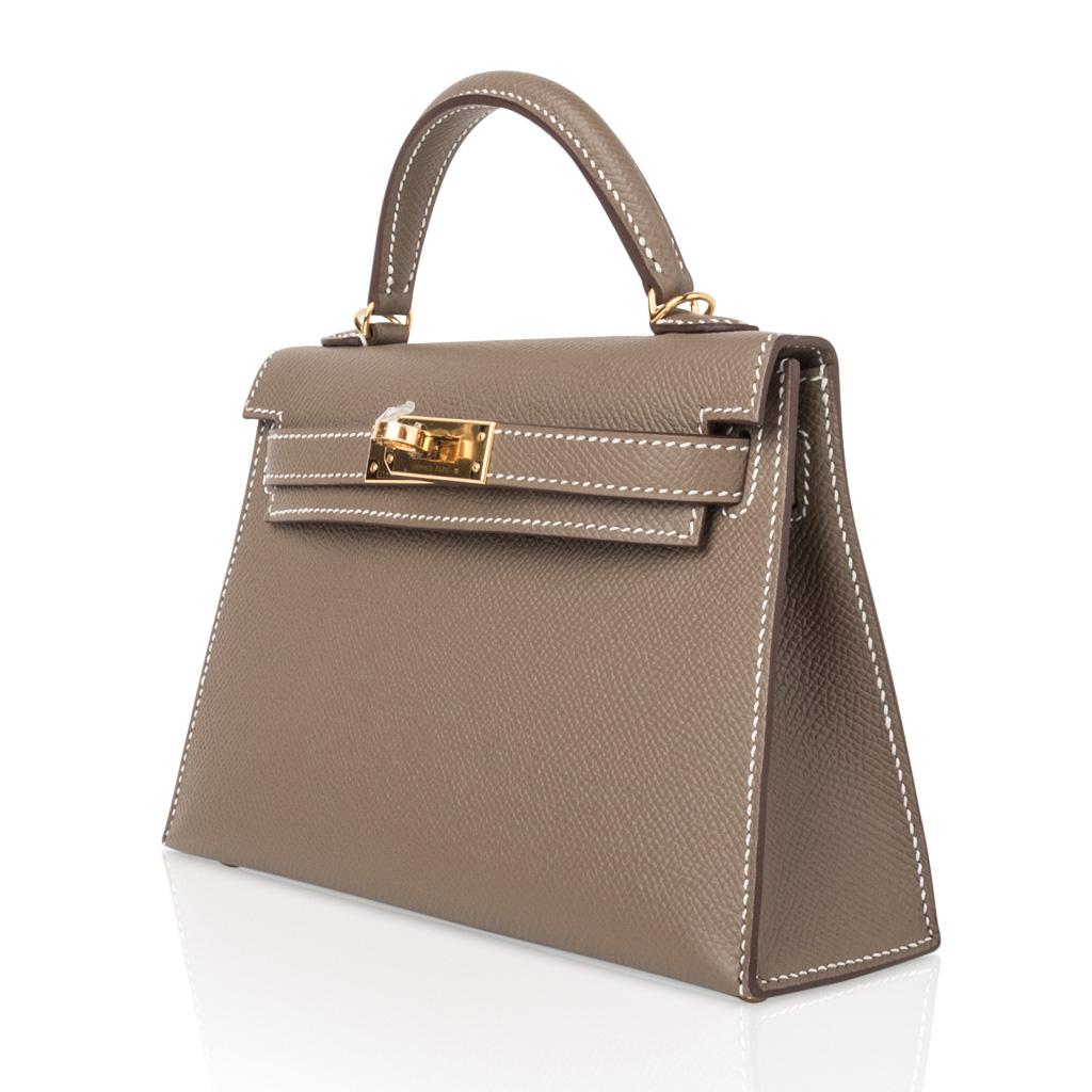 Hermes Kelly 20 Sellier Mini Kelly II Etoupe Limited Edition Epsom Gold Hermes Kelly 20 Sellier Mini Kelly II Etoupe Limited Edition Epsom Gold