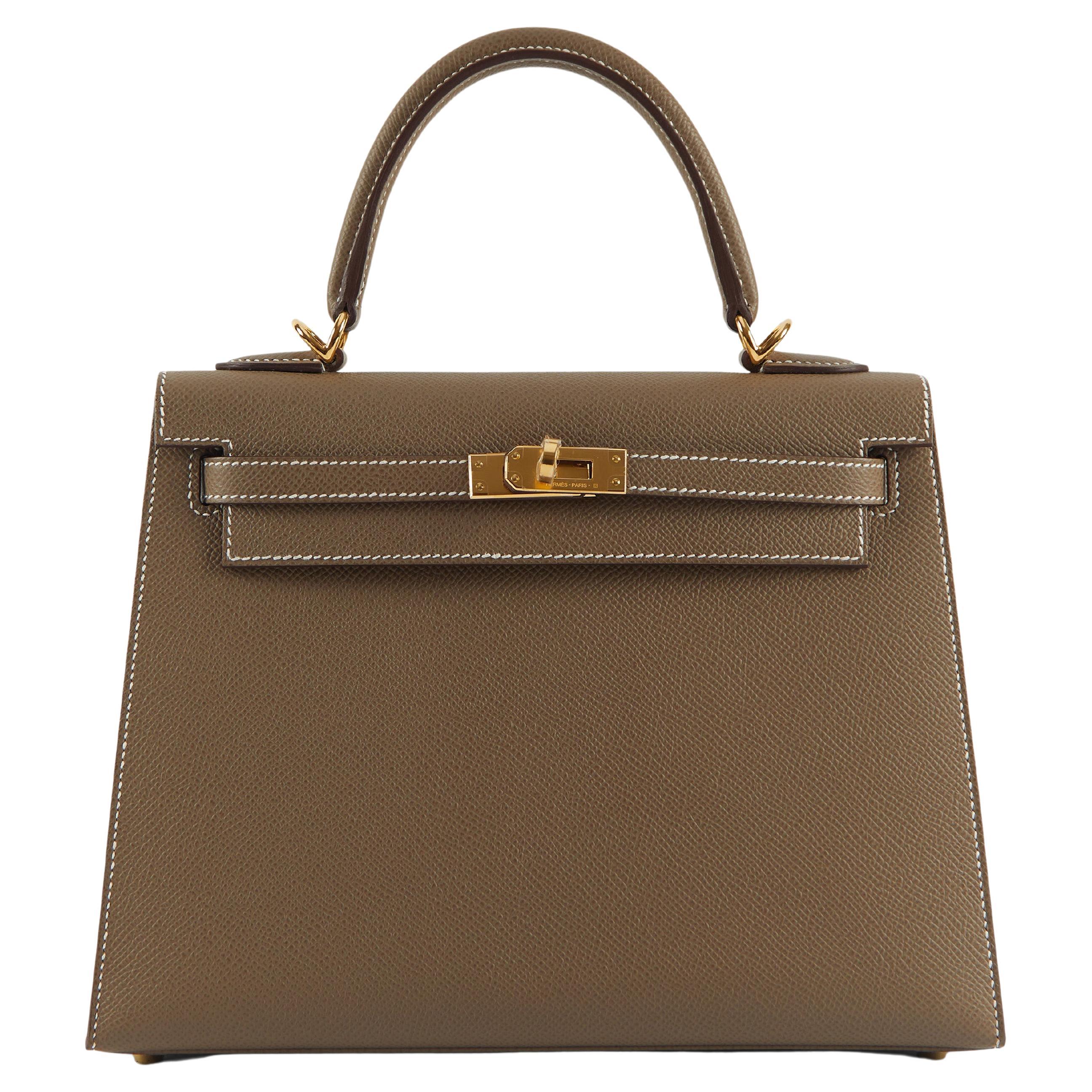 HERMÈS KELLY 25CM ETOUPE Epsom Leather with Gold Hardware For Sale at ...