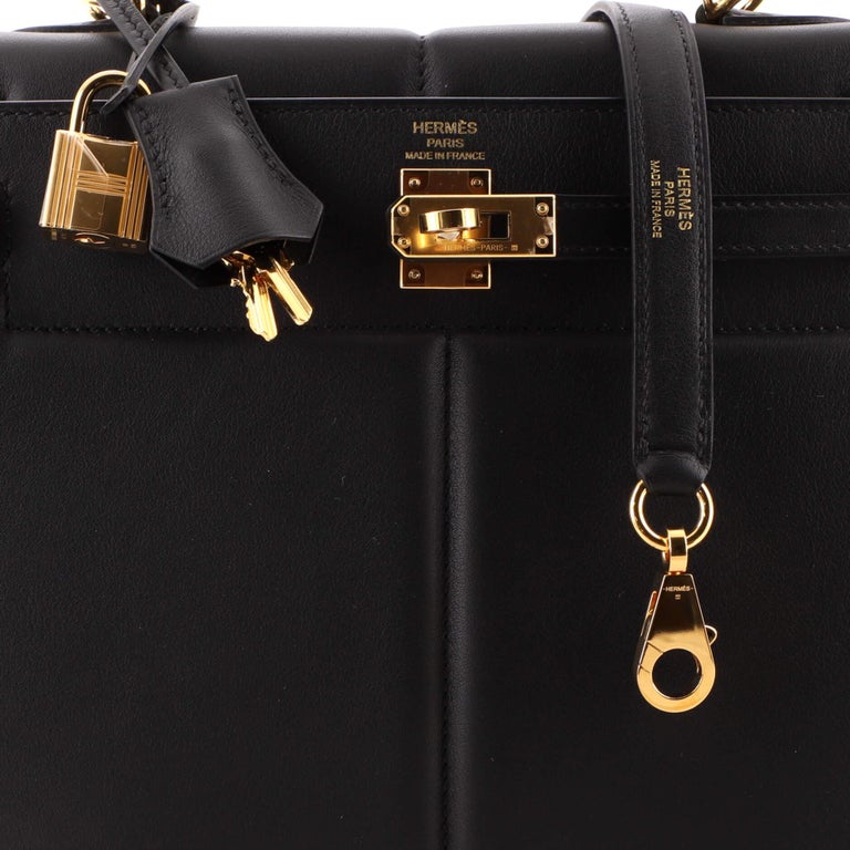 Hermes Kelly Padded Handbag Swift with Gold Hardware 25 For Sale at 1stDibs