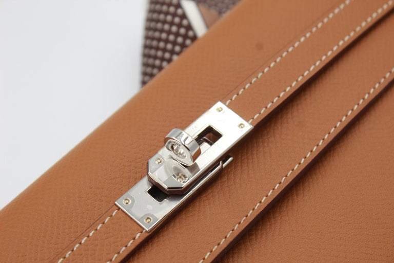 Hermès Kelly wallet in brown leather and its twilly at 1stDibs