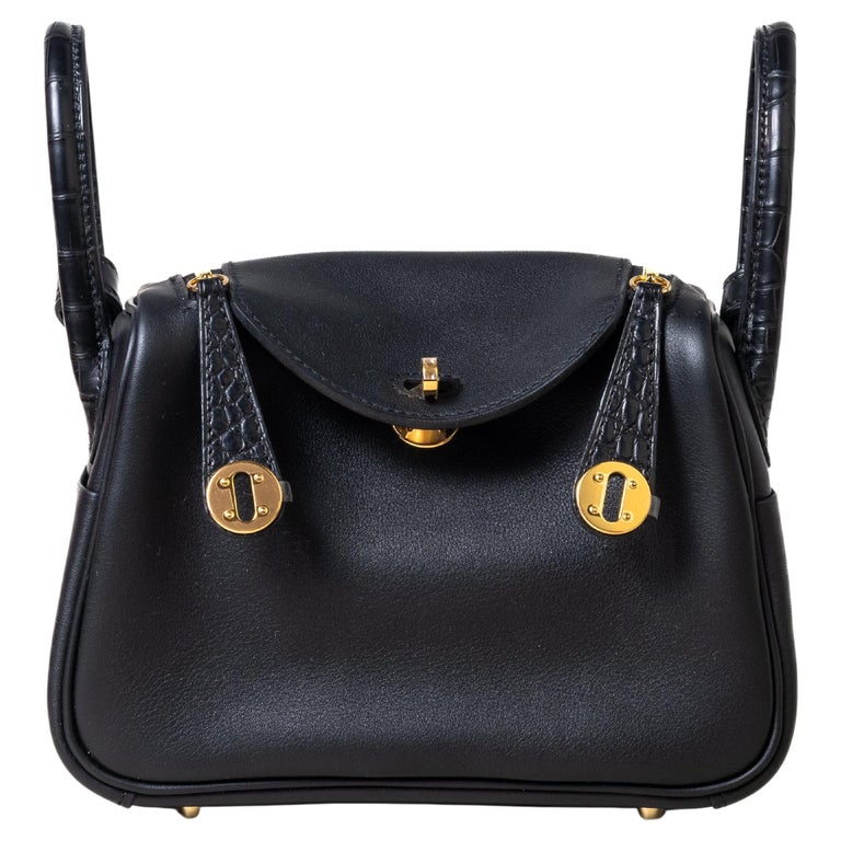 Hermes Mini Lindy Touch Matt Gold Hardware Noir For Sale at 1stDibs