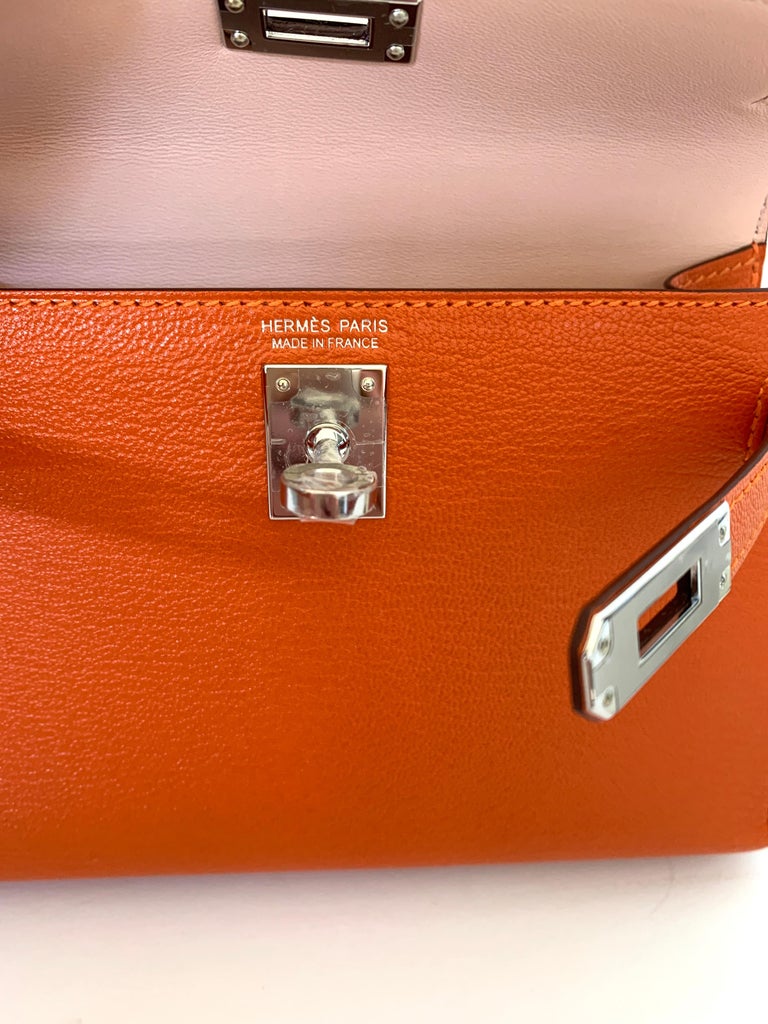 Hermes New Kelly Mini 20 Orange Feu Verso Pink Rose Inside at 1stDibs ...
