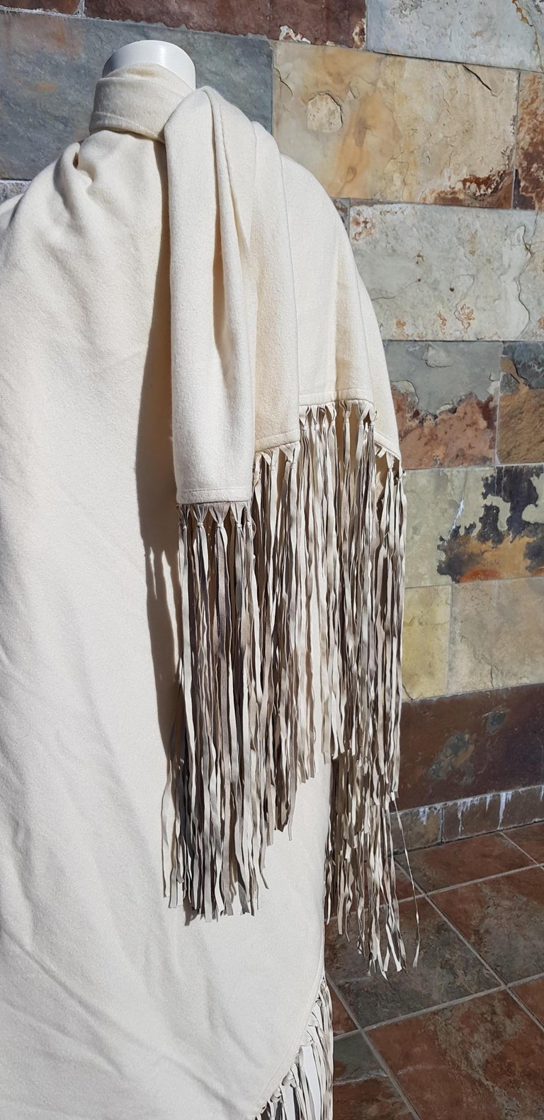 HERMÉS "New" Large Cashemere Creamy White Shawl Cape Mantle - Unworn ...
