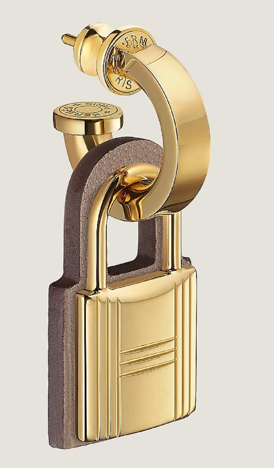 Hermes O'Kelly Earrings in Swift calfskin with gold plated For Sale at ...