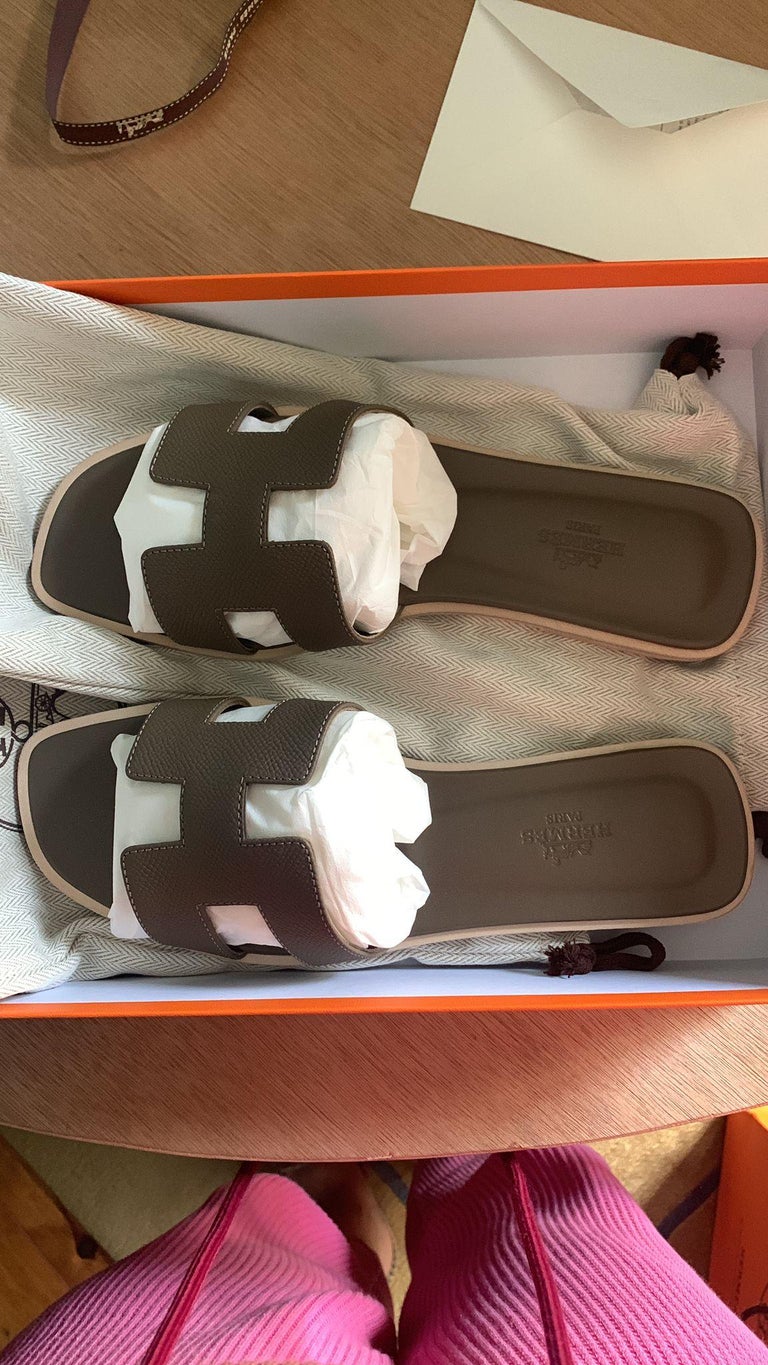 Hermes Oran sandal Color Étoupe Size 38 For Sale at 1stDibs