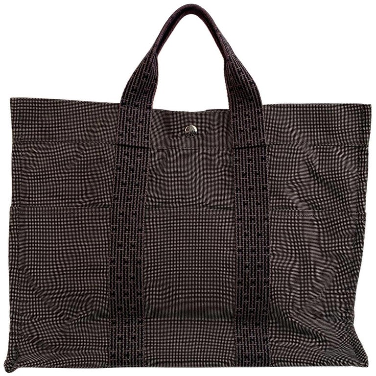 Hermes Paris Gray Canvas Herline Her Line MM Tote Handbag For Sale at ...