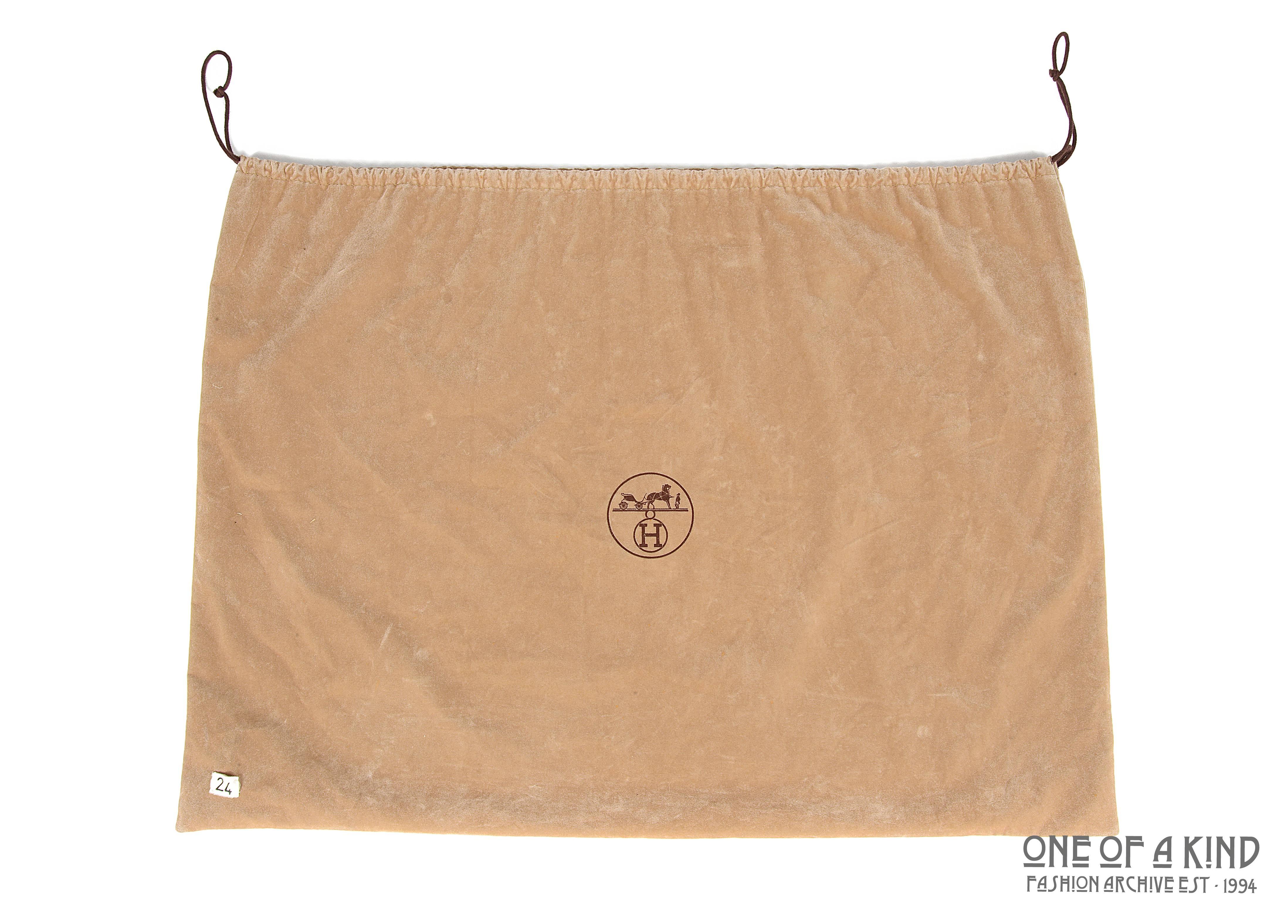Hermes Paris XXL tan leather travel Kelly relax bag with silver ...