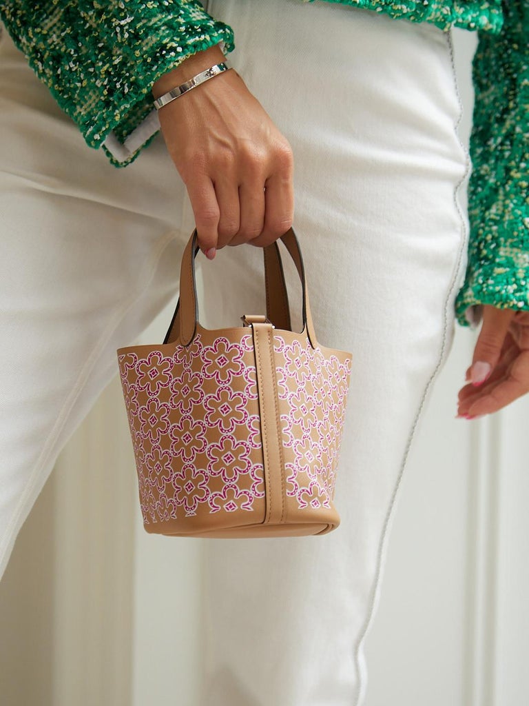 HERMÈS PICOTIN 14CM MICRO CHAI "LUCKY DAISY" Swift Leather with ...