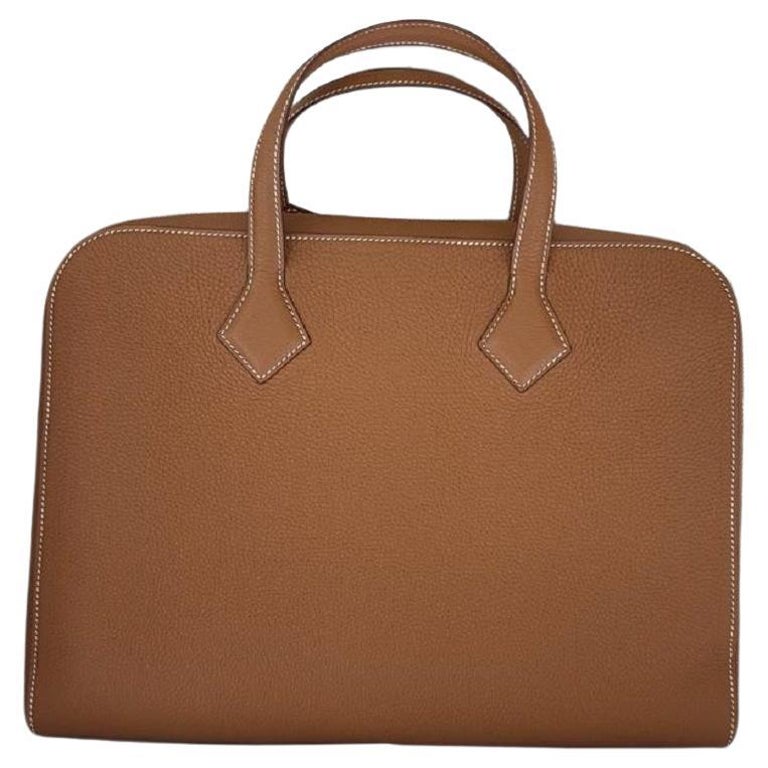 Hermes Porte-Documents Victoria Light Veau Togo Gold For Sale at 1stDibs