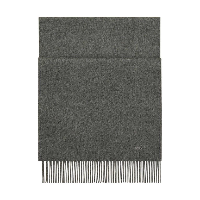 Hermes Recto-Verso PM Muffler Light / Medium Gray Cashmere For Sale at ...