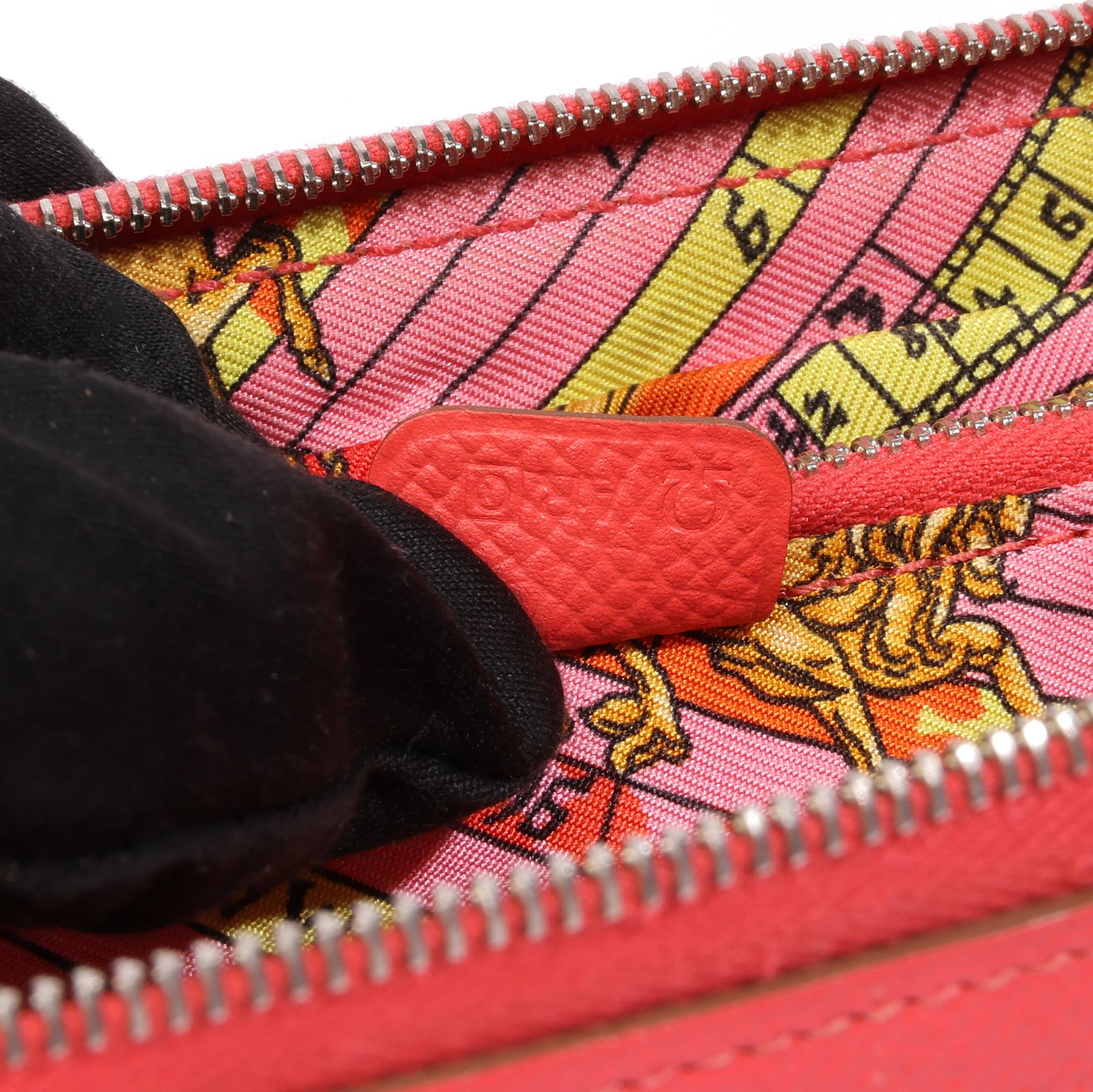 Hermes Rose Japiur Epsom Leather Silk'in Classique Long Wallet For Sale ...