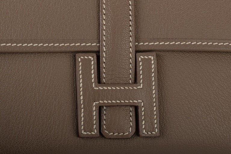 Hermès Small Jige Etoupe Goat Skin Bag For Sale at 1stDibs