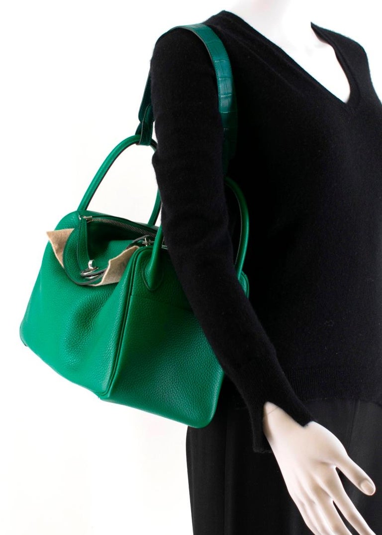 Hermes Vert Veronese Clemence Leather Lindy 30 with Crocodile Strap at ...