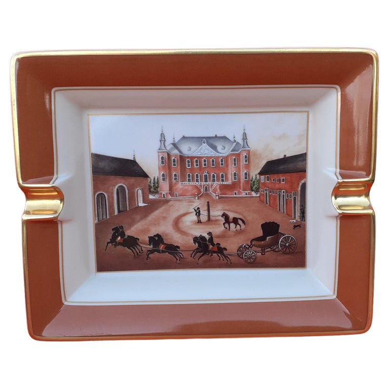 Hermès Vintage Porcelain Ashtray Change Tray Castle and Horses Pattern ...
