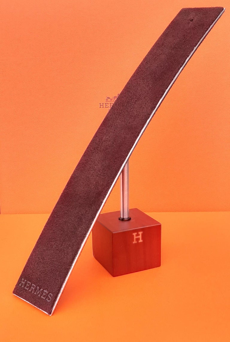 Hermès Watch or Jewelry Display Stand Holder in Felt and Wood For Sale ...